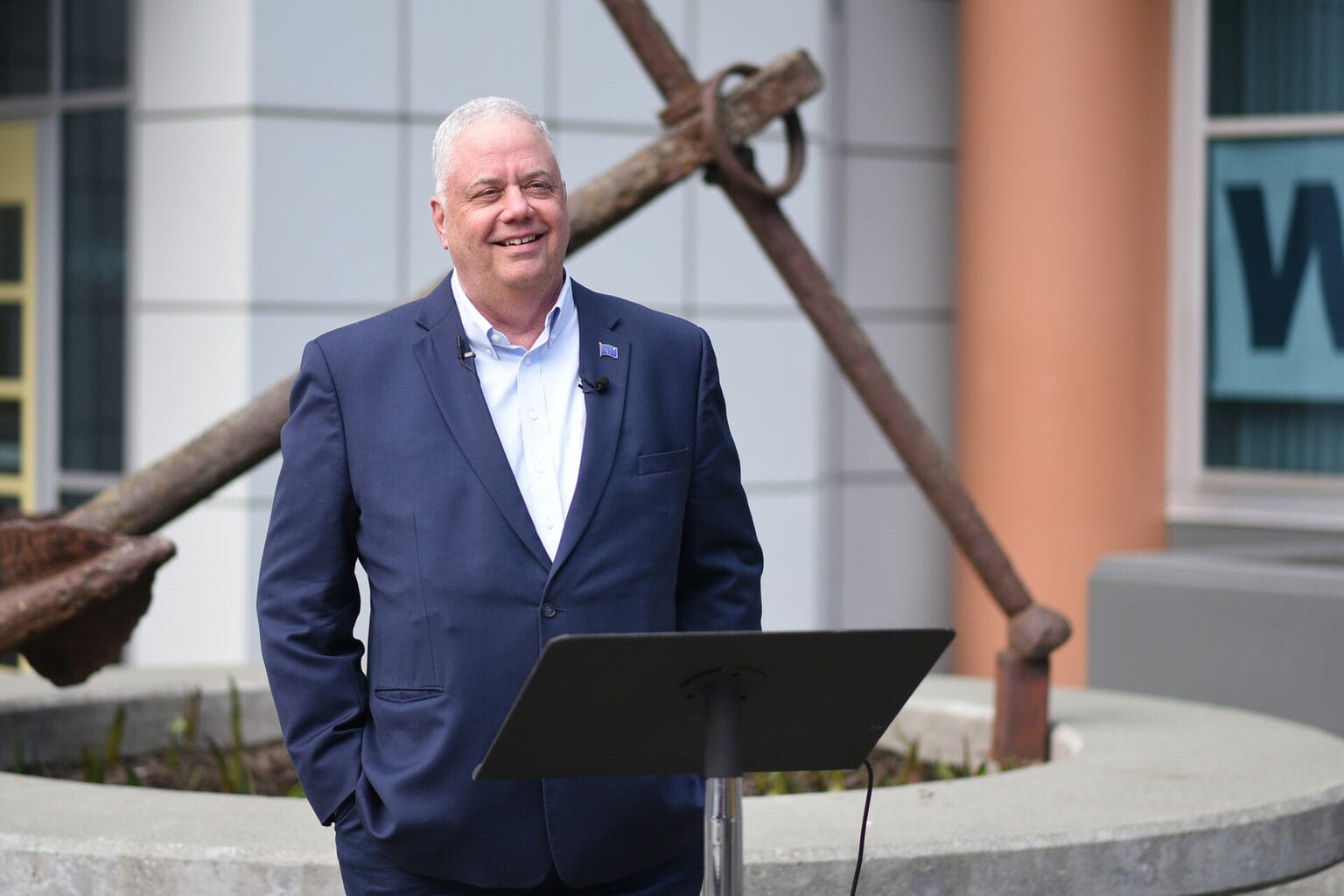 Bill Popp endorses Suzanne LaFrance for Anchorage mayor - The Alaska ...
